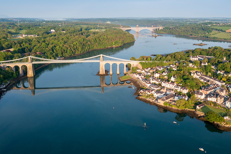 Anglesey’s Executive calls for third Menai crossing